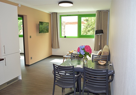 cuisine salon T2 résidence du parc